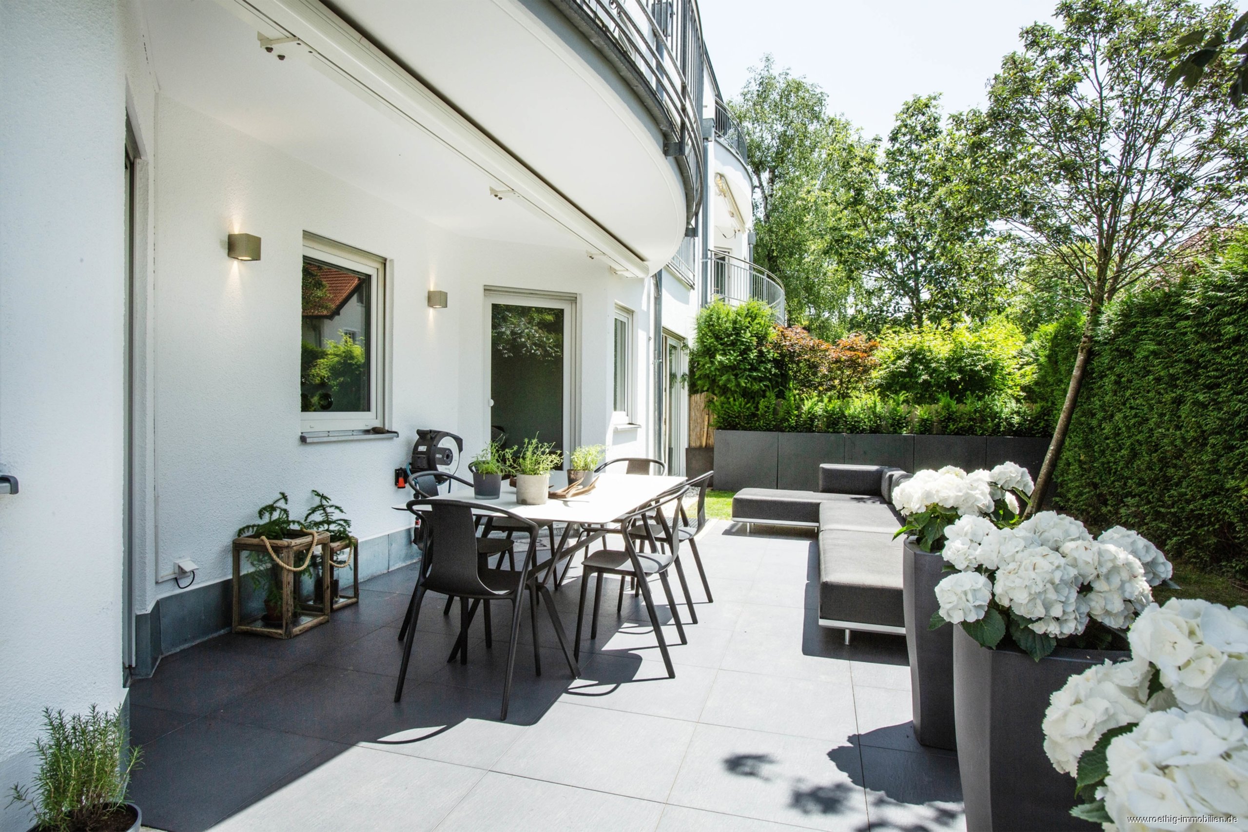Erstklassiges Wohnambiente, 3-Zimmer-Gartenwohnung mit großem ...